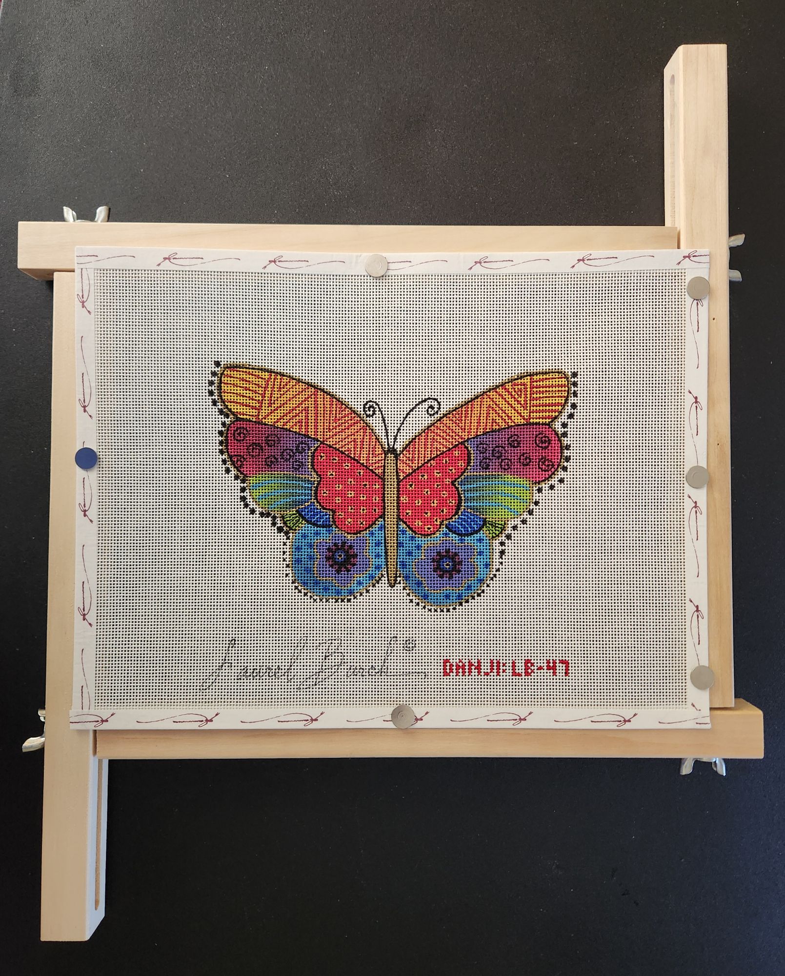 Adjustable Stretcher Bars | Melitastitches4fun's Blog
